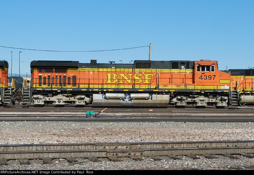 BNSF 4397